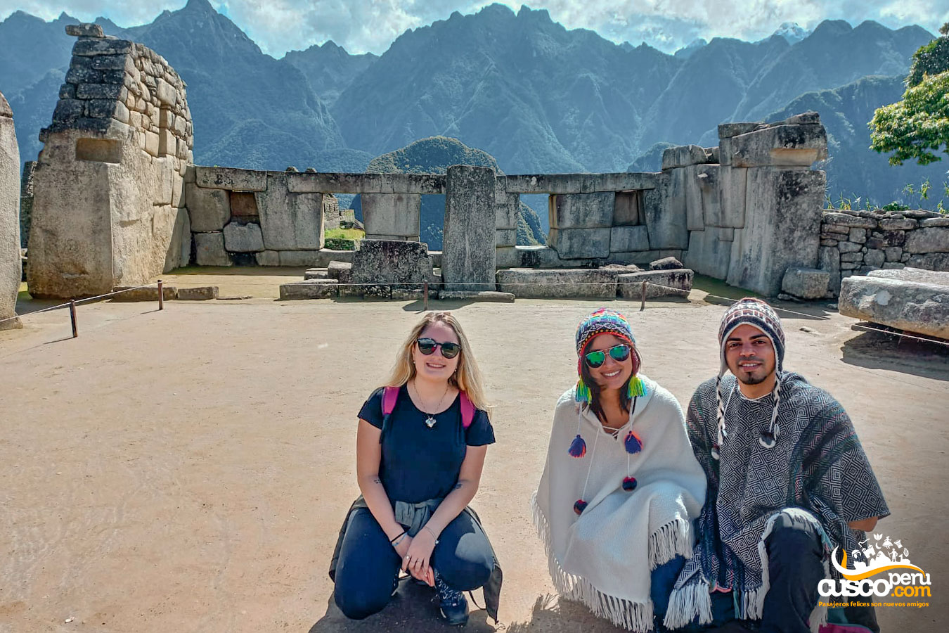 Tour to Machu Picchu for single people - travel to Machu picchu alone